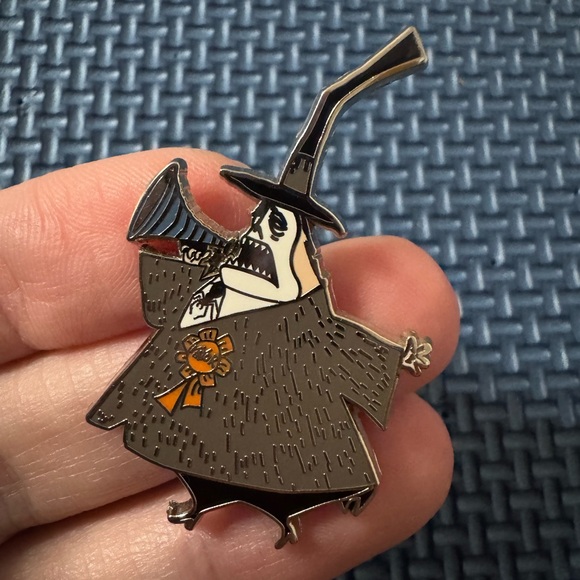 Disney | Accessories | Le Nightmare Before Christmas Mayor With His ...